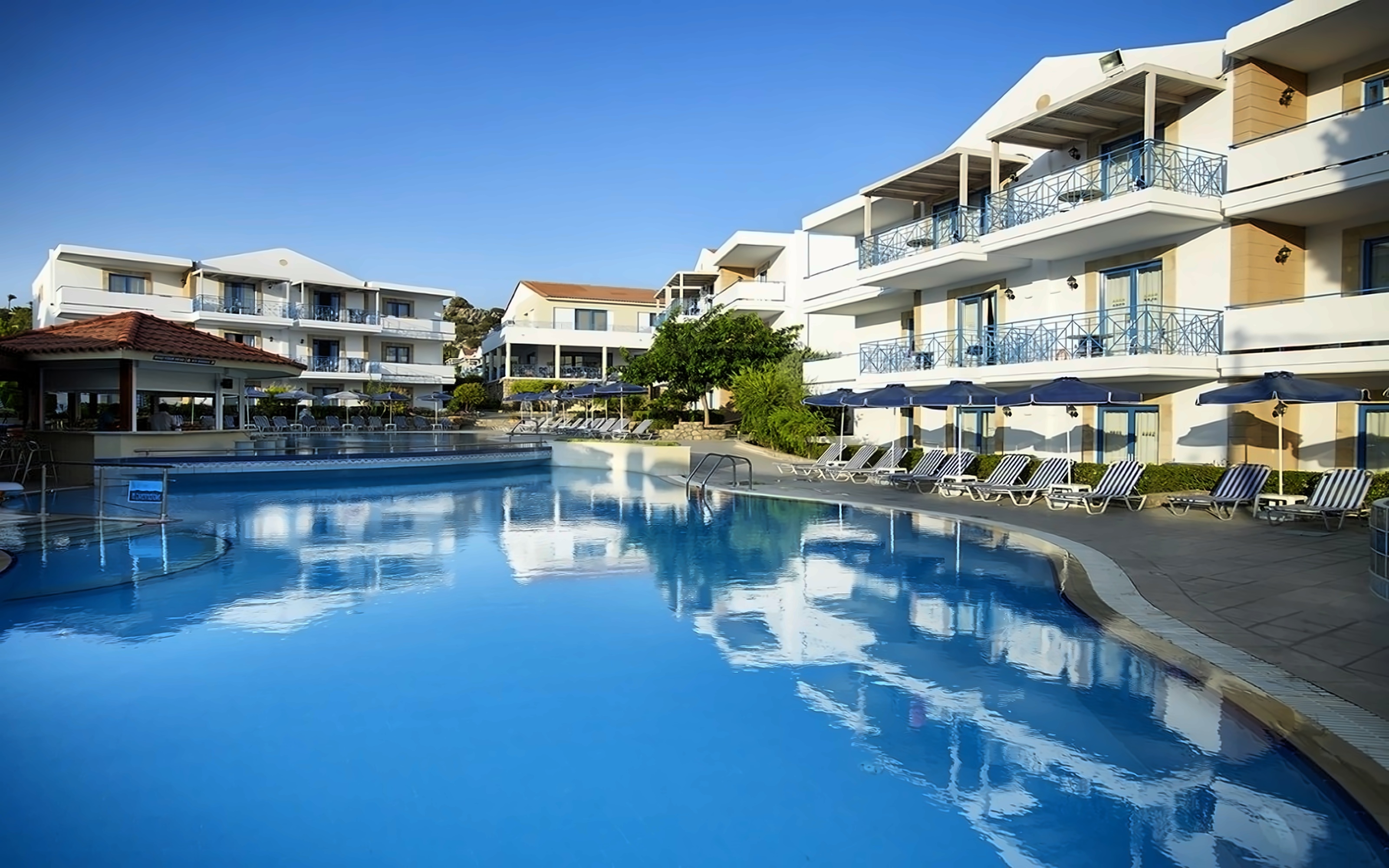 Pefki Island Pefki Greece photo, price for the vacation from Join UP!