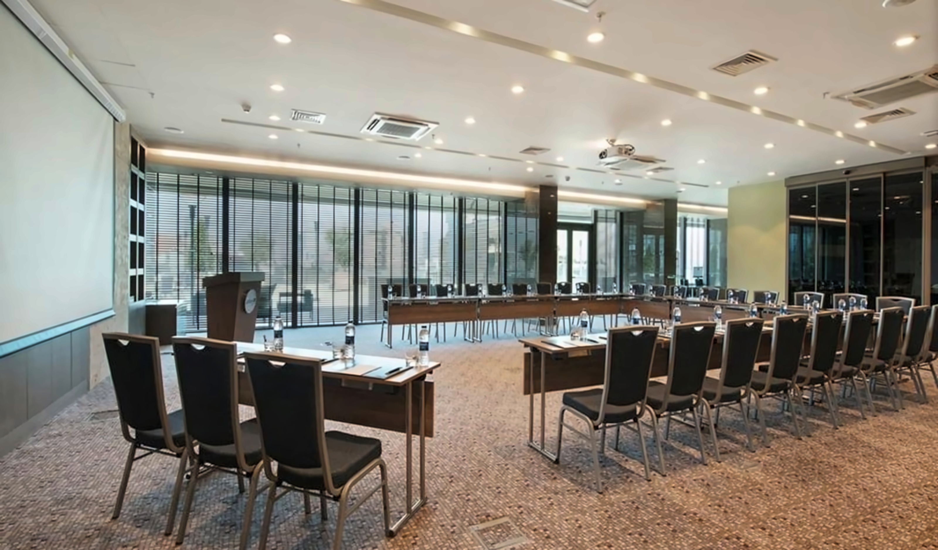 Radisson Blu Hotel Sisli Sisli Turkiye photo, price for the vacation ...