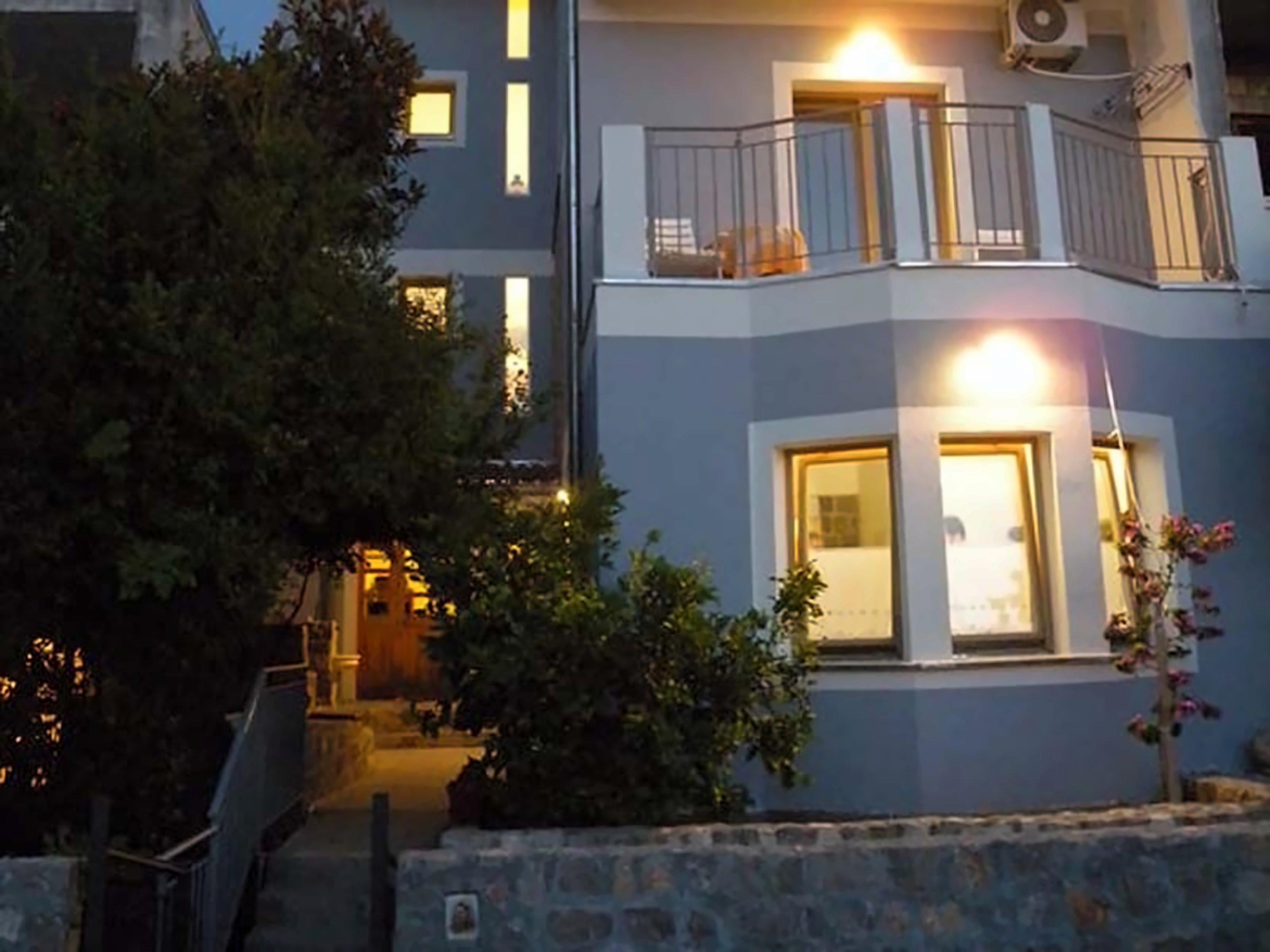 Villa Markovic Sutomore Sutomore Montenegro photo, price for the ...