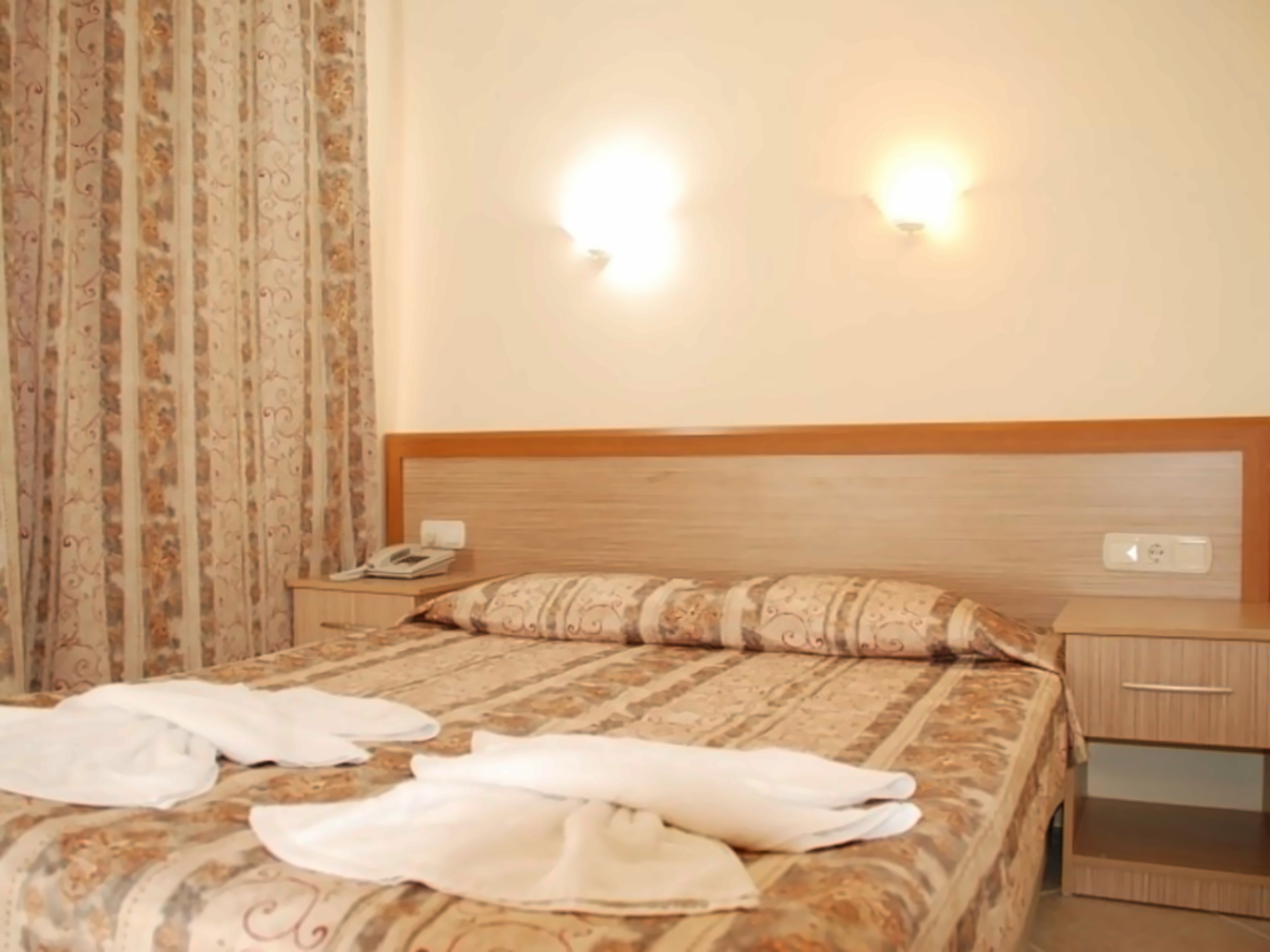 Akdeniz Beach Hotel Oludeniz Turkiye photo, price for the vacation from ...