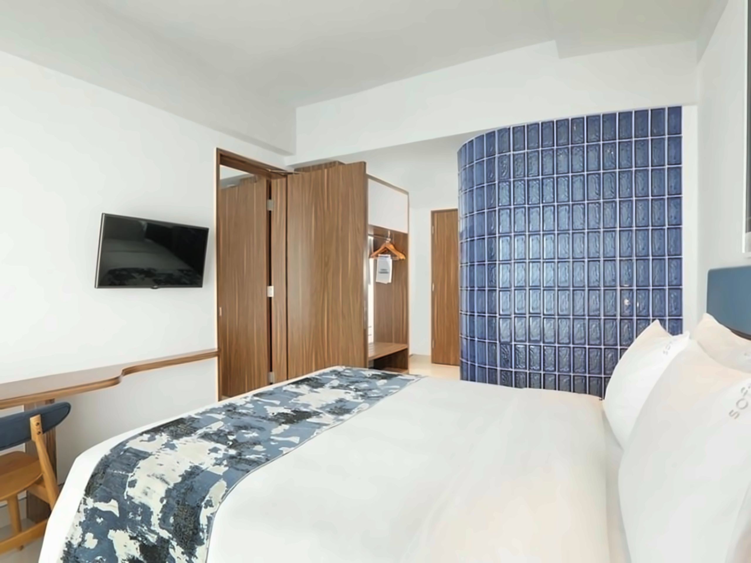 Holiday Inn Express Baruna Кута Индонезия (о. Бали) photo, price for ...