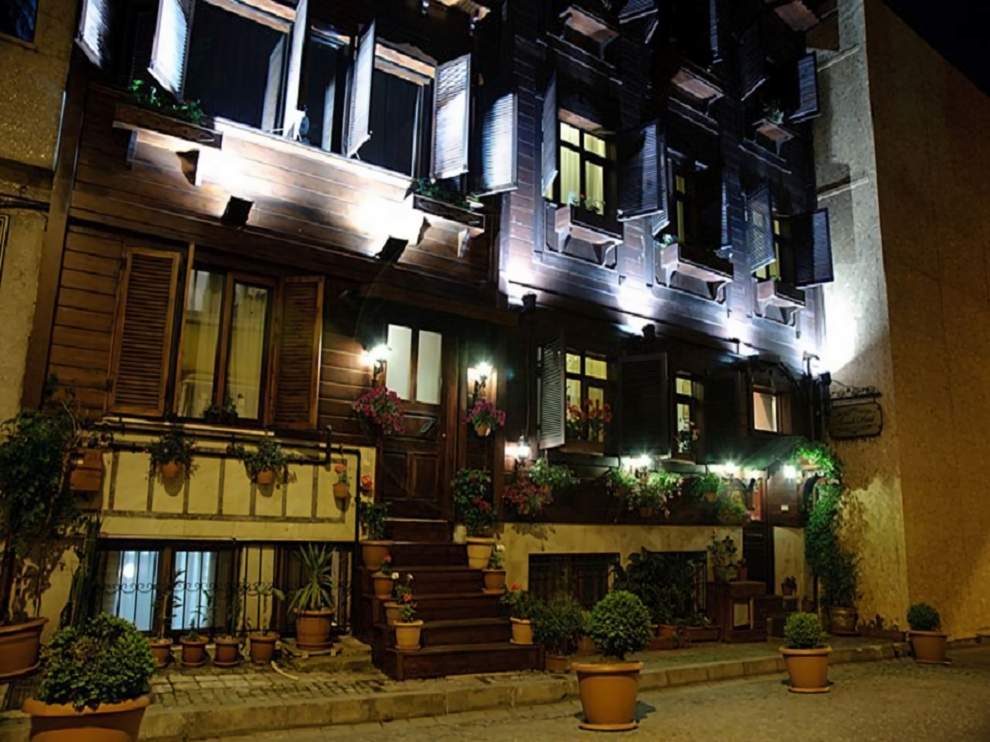 Asmali Hotel Istanbul Sultanahmet Turkey photo, price for the vacation ...