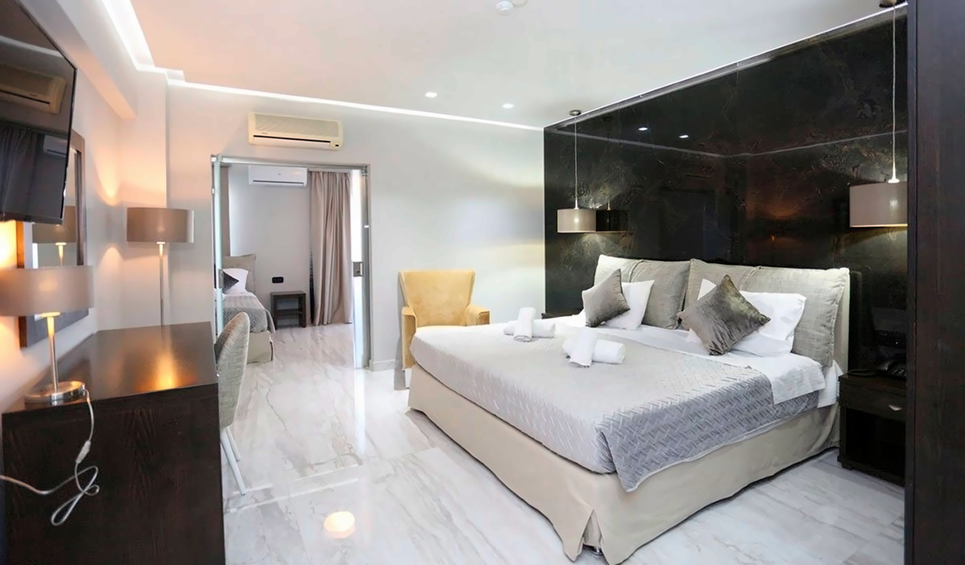 Tropical Hotel Kassandra Hanioti Greece photo, price for the vacation from Join UP!