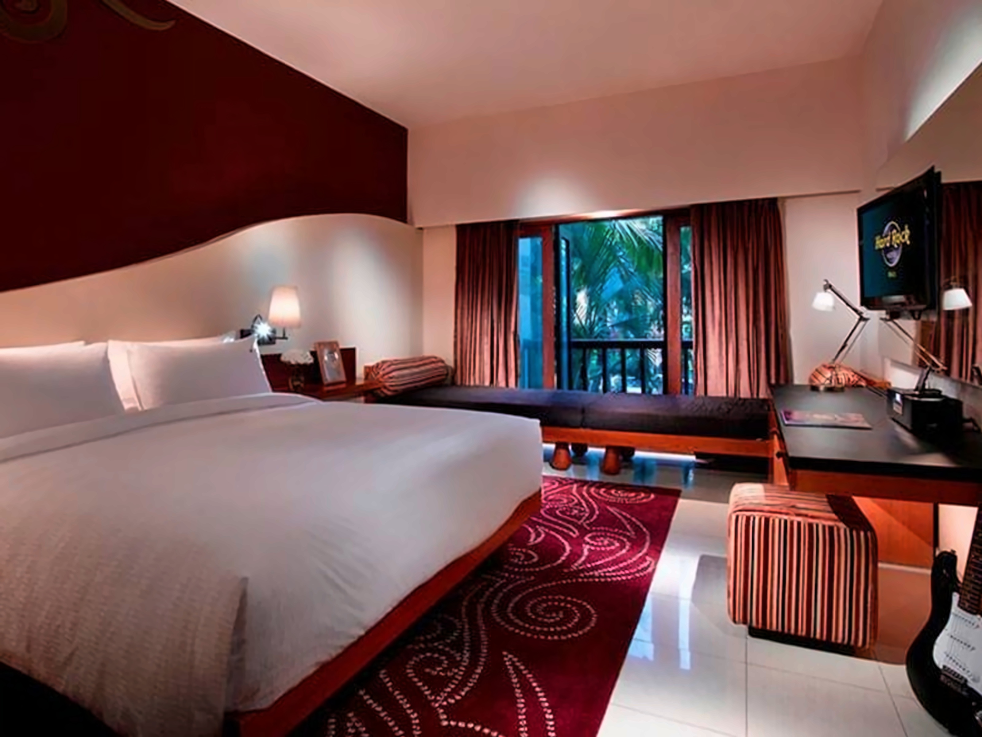 Hard Rock Hotel Bali Kuta Indonesia photo, price for the vacation from ...