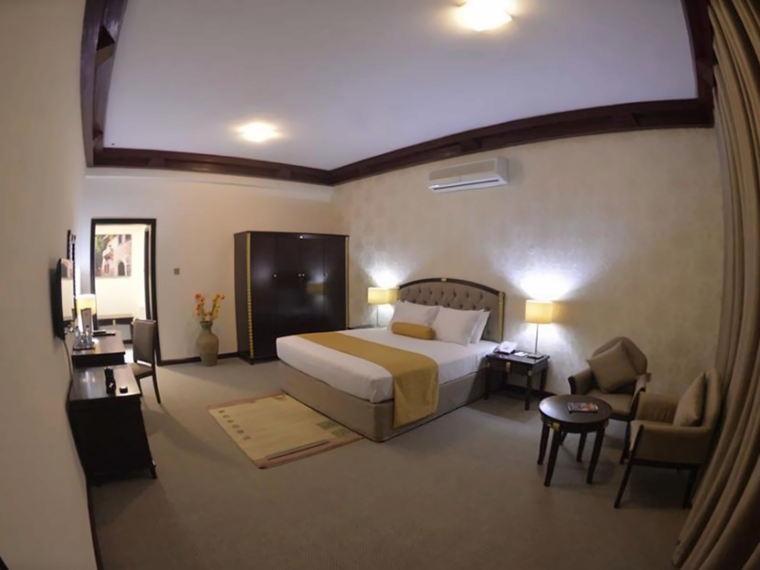 Verona Resort Sharjah Sharjah - beach UAE photo, price for the vacation ...