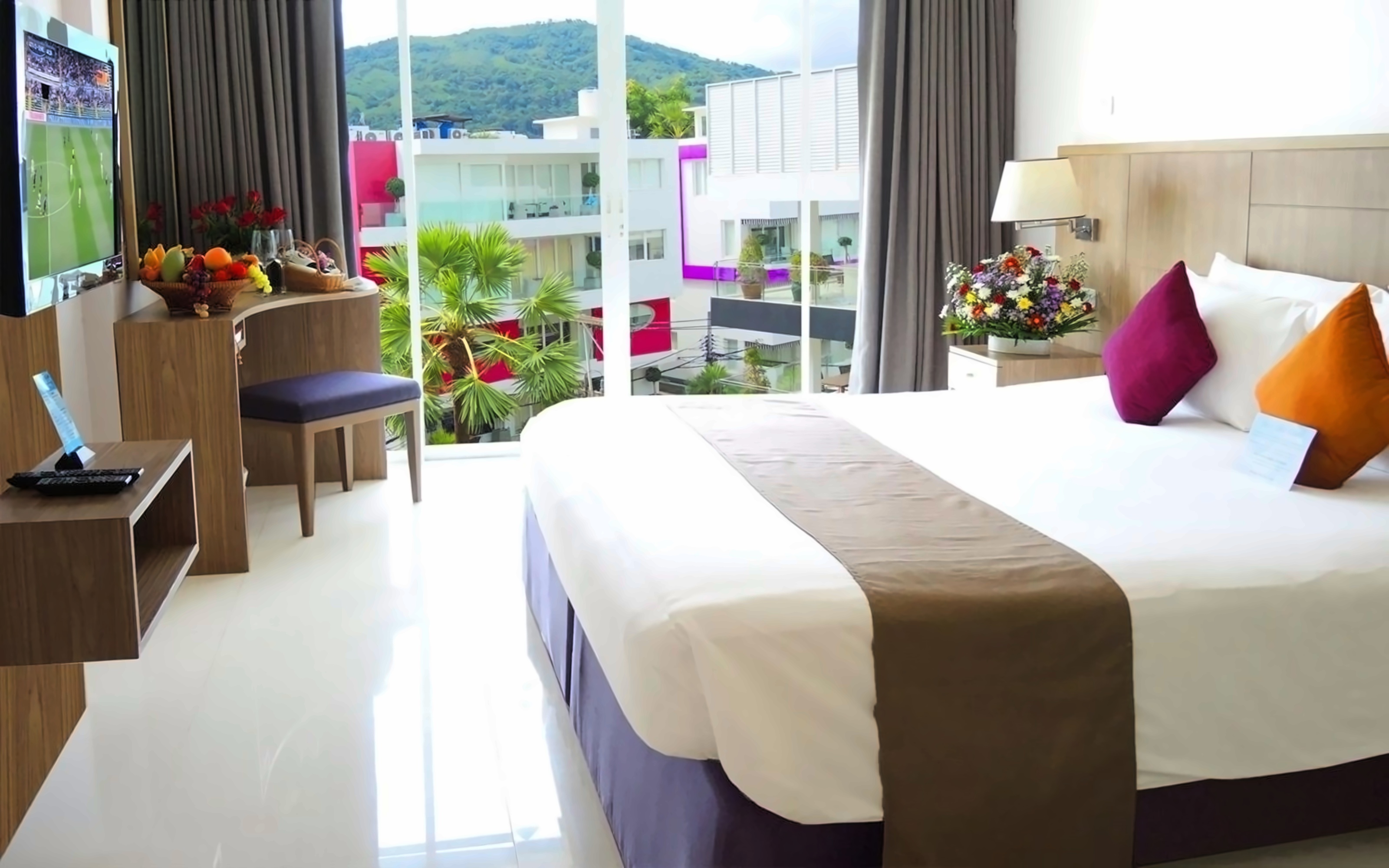 Andaman Beach Suites Phuket Patong Таиланд photo, price for the ...