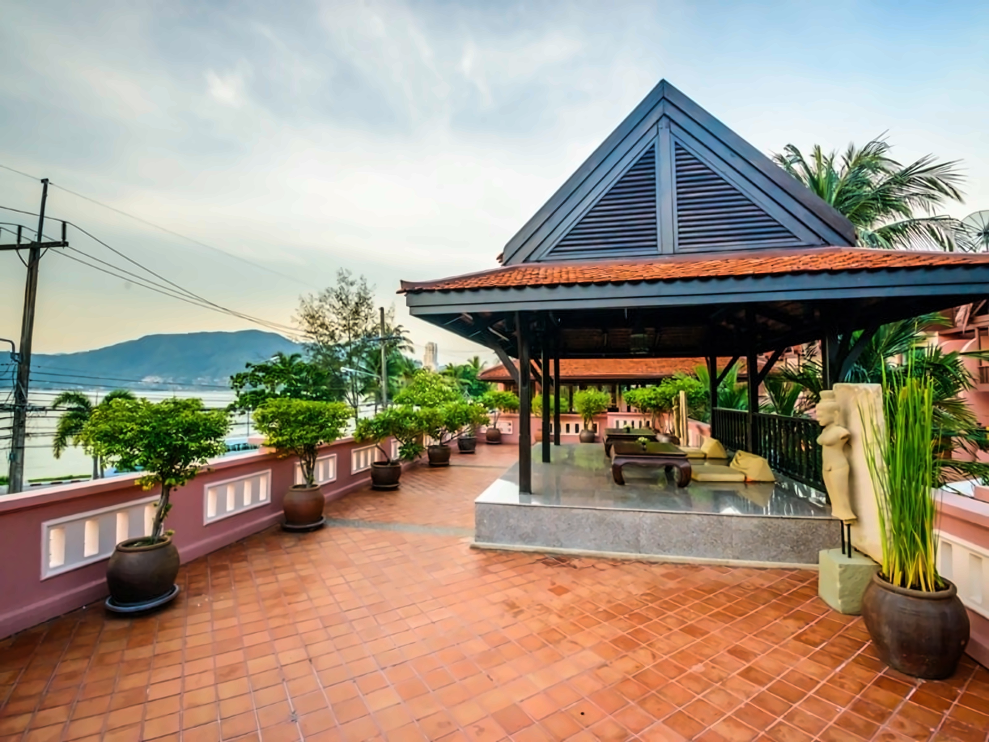 Seaview Patong Hotel Phuket Patong Таиланд photo, price for the ...