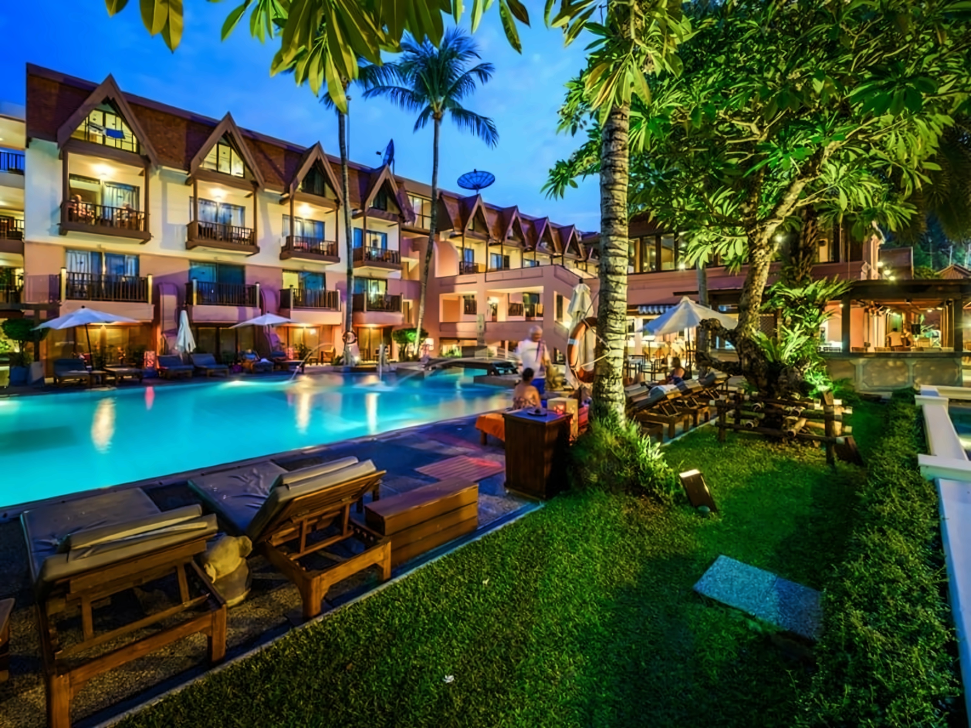 Seaview Patong Hotel Phuket Patong Таиланд photo, price for the ...